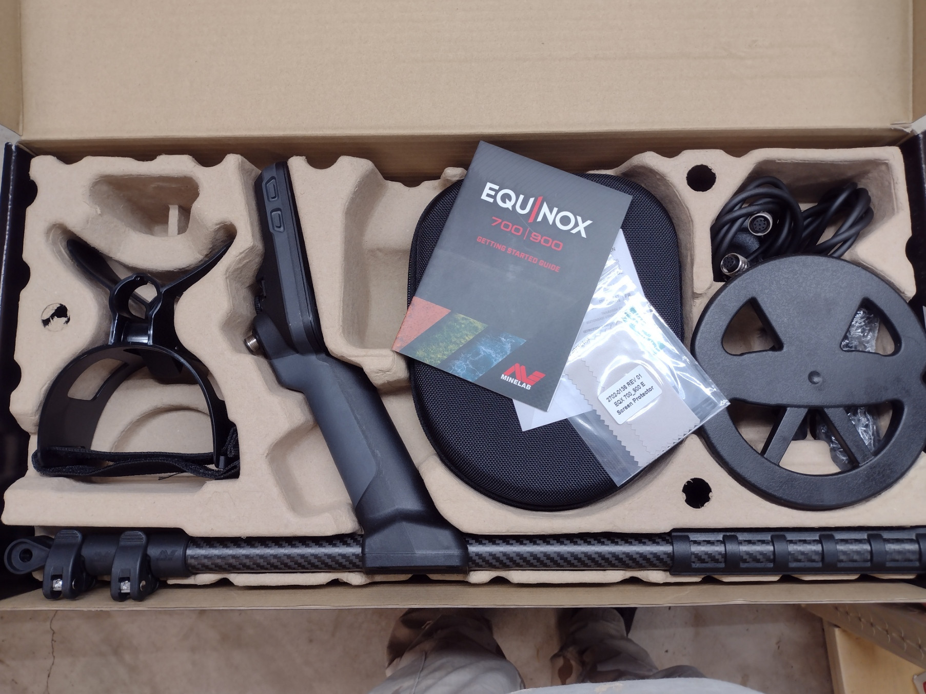New Minelab Equinox 800 Metal Detector - BDBOX