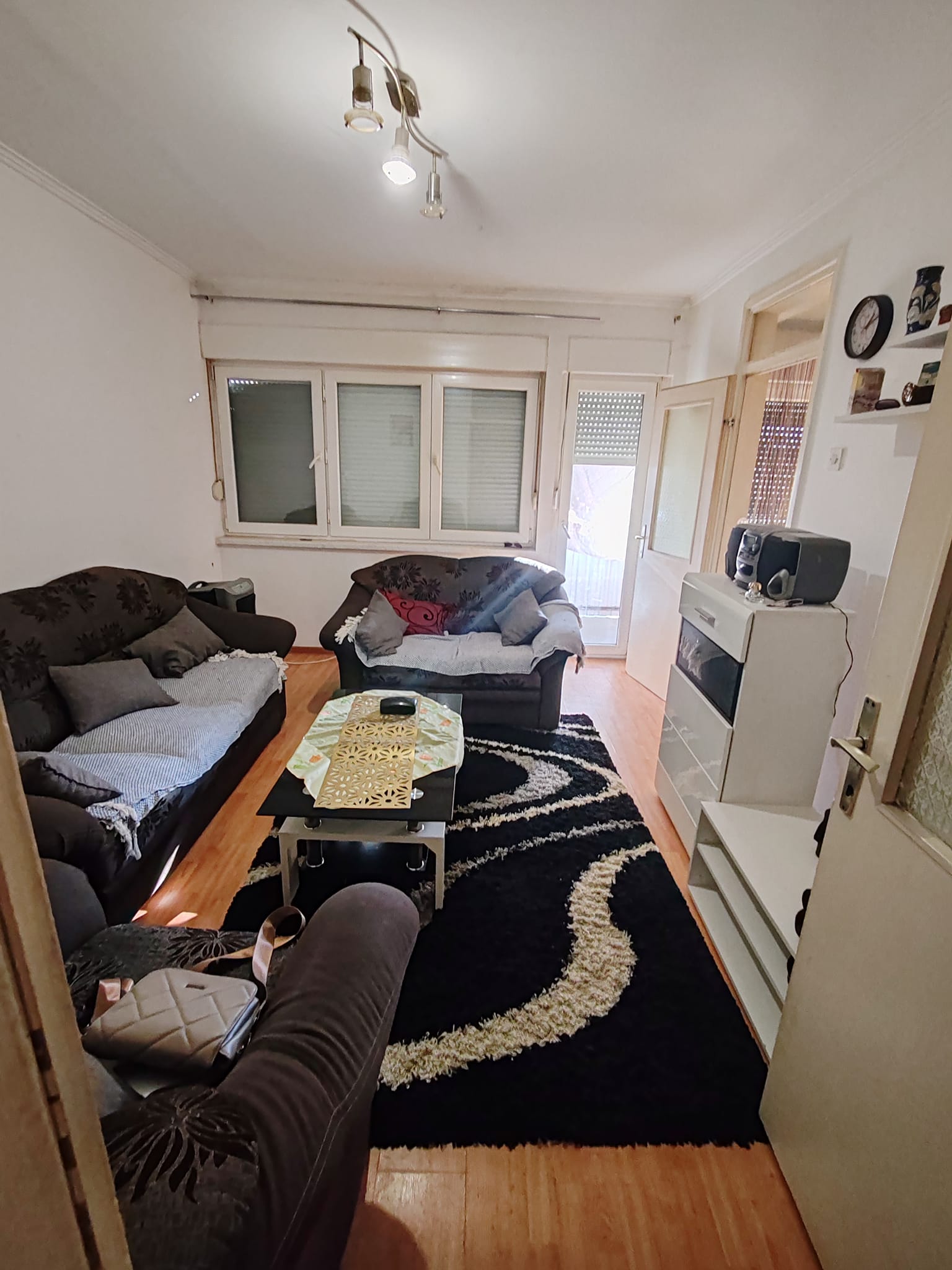 Na prodaju - Stan u Bijeljini 📍 Lokacija: Bogdanović plac, uži centar grada 🏠 - BDBOX