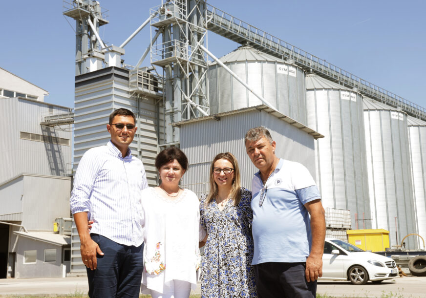 PORODICA RAKIĆ IZ BATKOVIĆA PONOS SEMBERIJE Priča o znanju, inicijativi ...