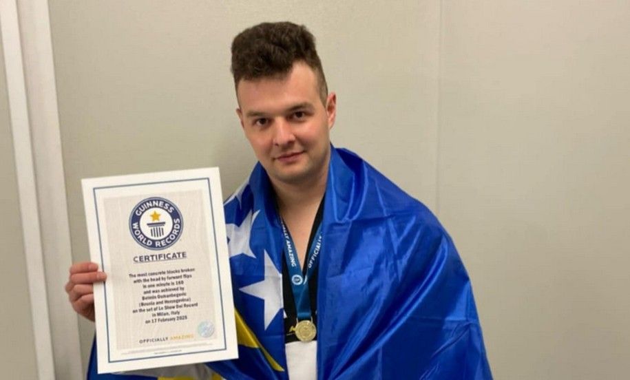 Belmin oborio Ginisov rekord: Glavom razbio 160 siporeks blokova (FOTO)