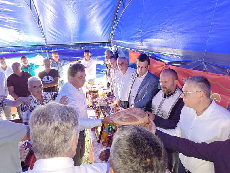 “Posvećeni rodu, vjeri i otadžbini” SDS Gacko proslavio krsnu slavu ...